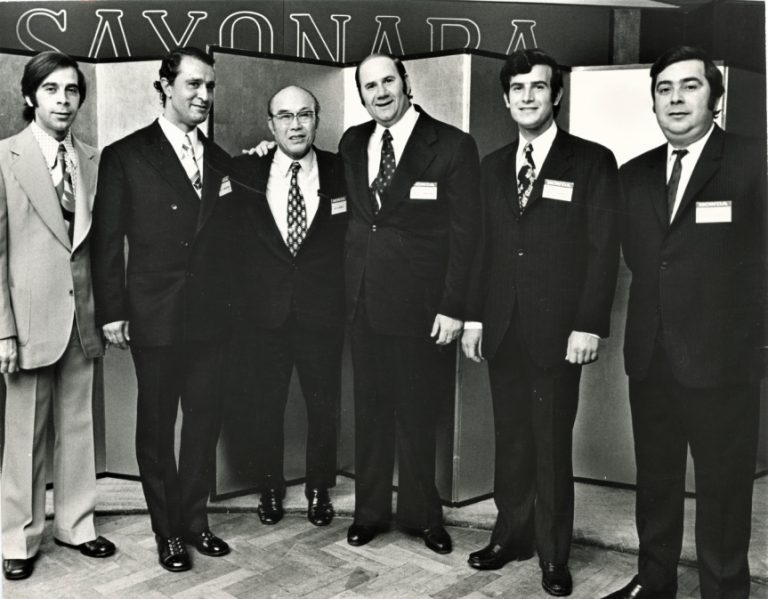 About Us - Saracakis